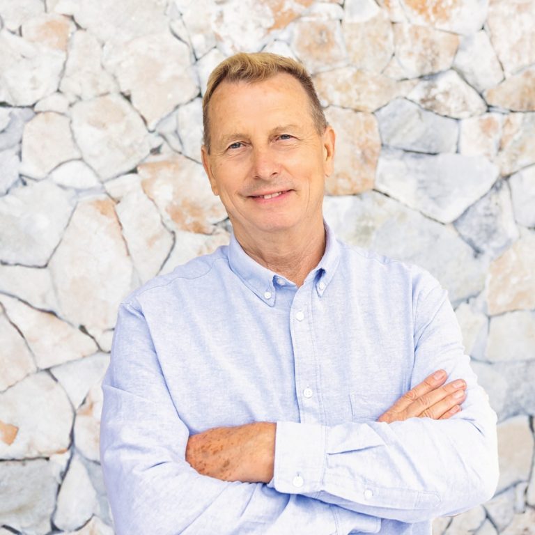 Noosa Real Estate Agents | Harcourts Property Centre